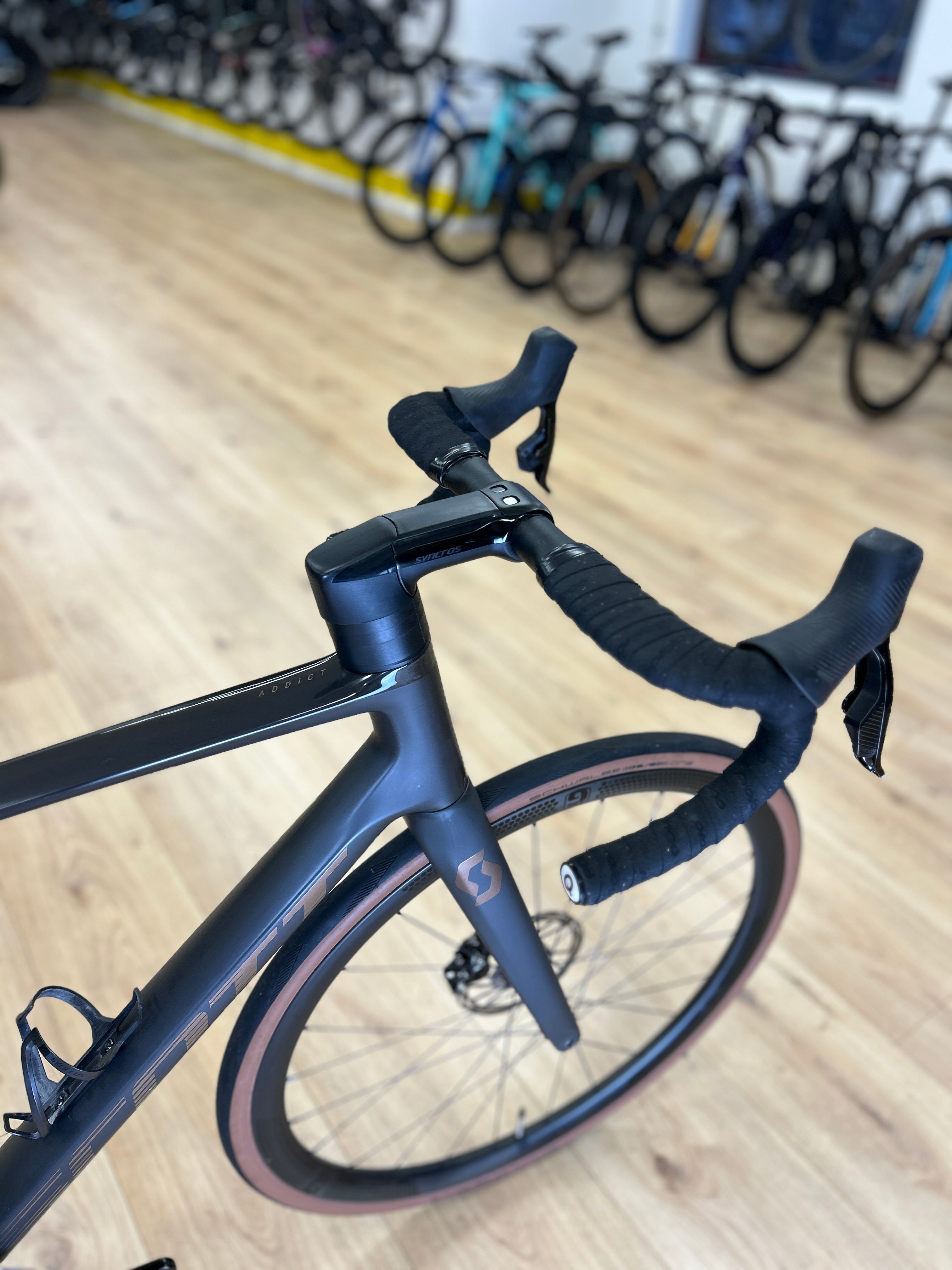 Scott Addict RC AXS | Excellent Condition | Bike-room – Bikeroom